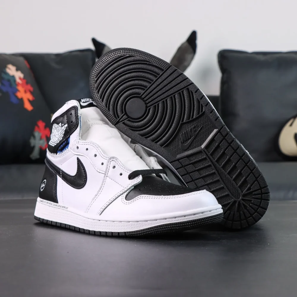 Union LA x Fragment Design x Air Jordan AJ1 Retro High NRG Lightning ...